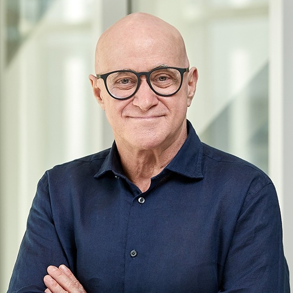 Johannes Andreas Valentin - NYU Abu Dhabi