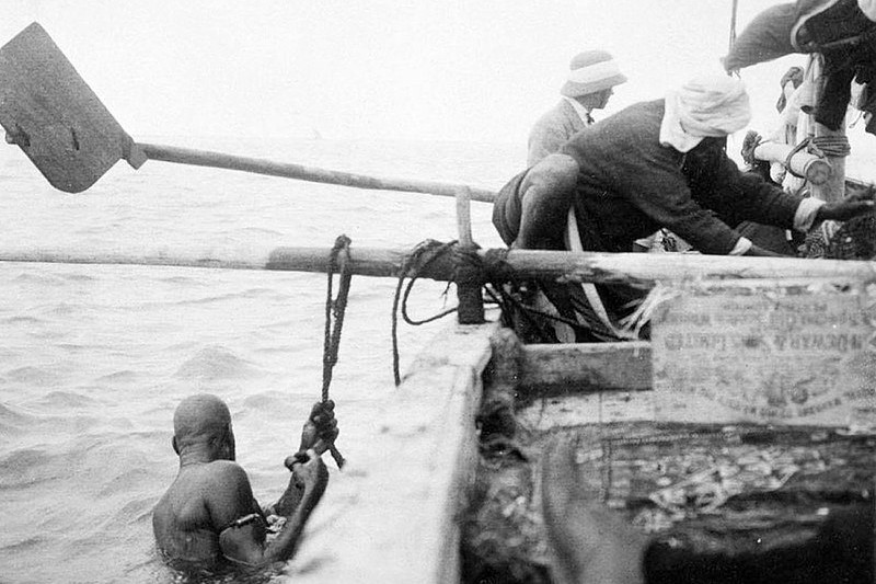 Pearl Divers: The Christian Mystical Tradition of the Arabian Gulf ...