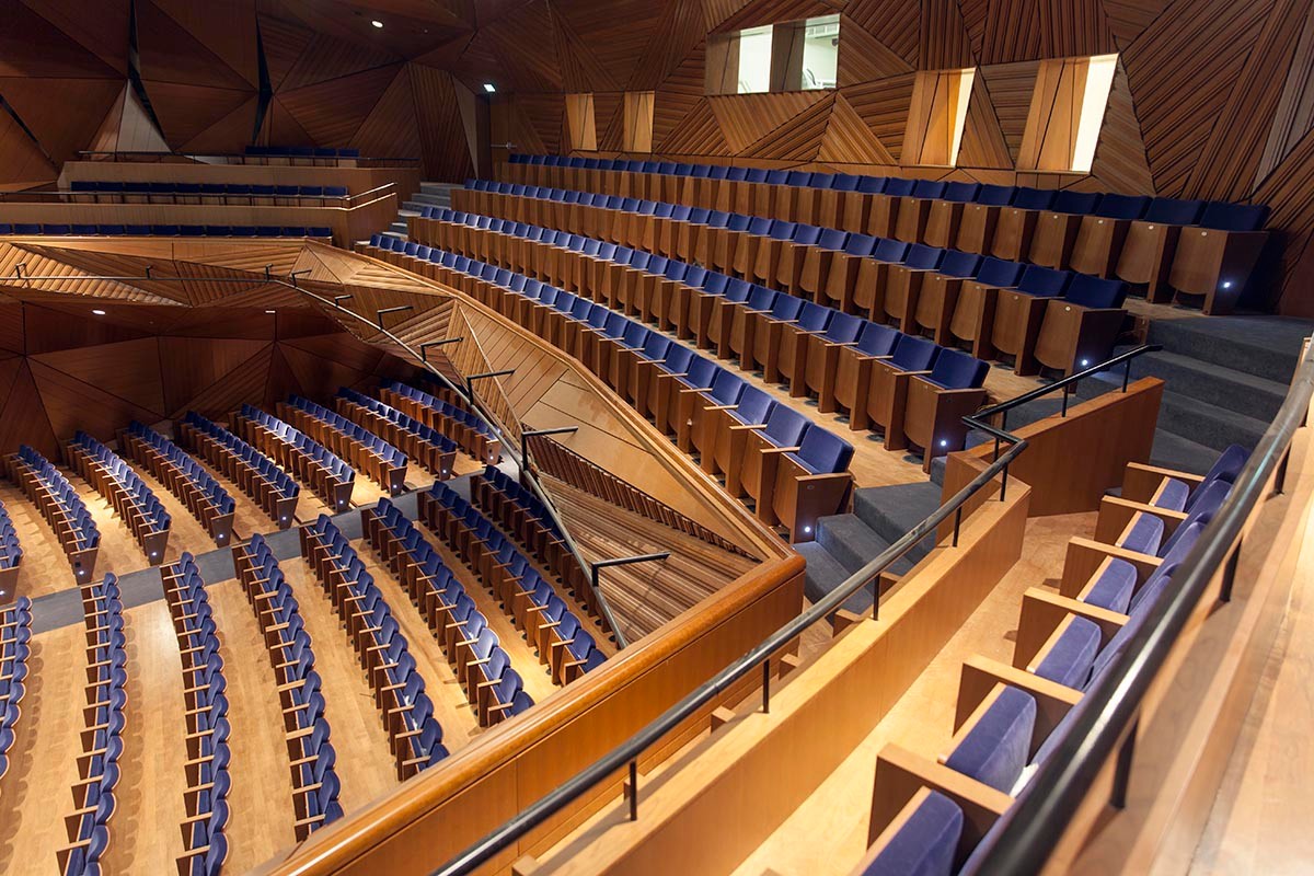 UAE Ministry of Culture and Knowledge Development and The Arts Center ...