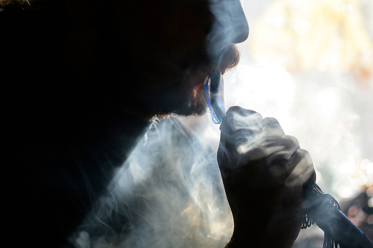 Resident Expert: Smoking and Tobacco Use in the UAE - NYU Abu Dhabi